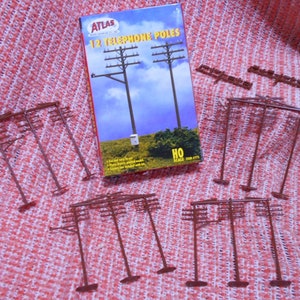 HO Scale: 12 Atlas Telephone Poles (new in Box) for Model Railroad ...