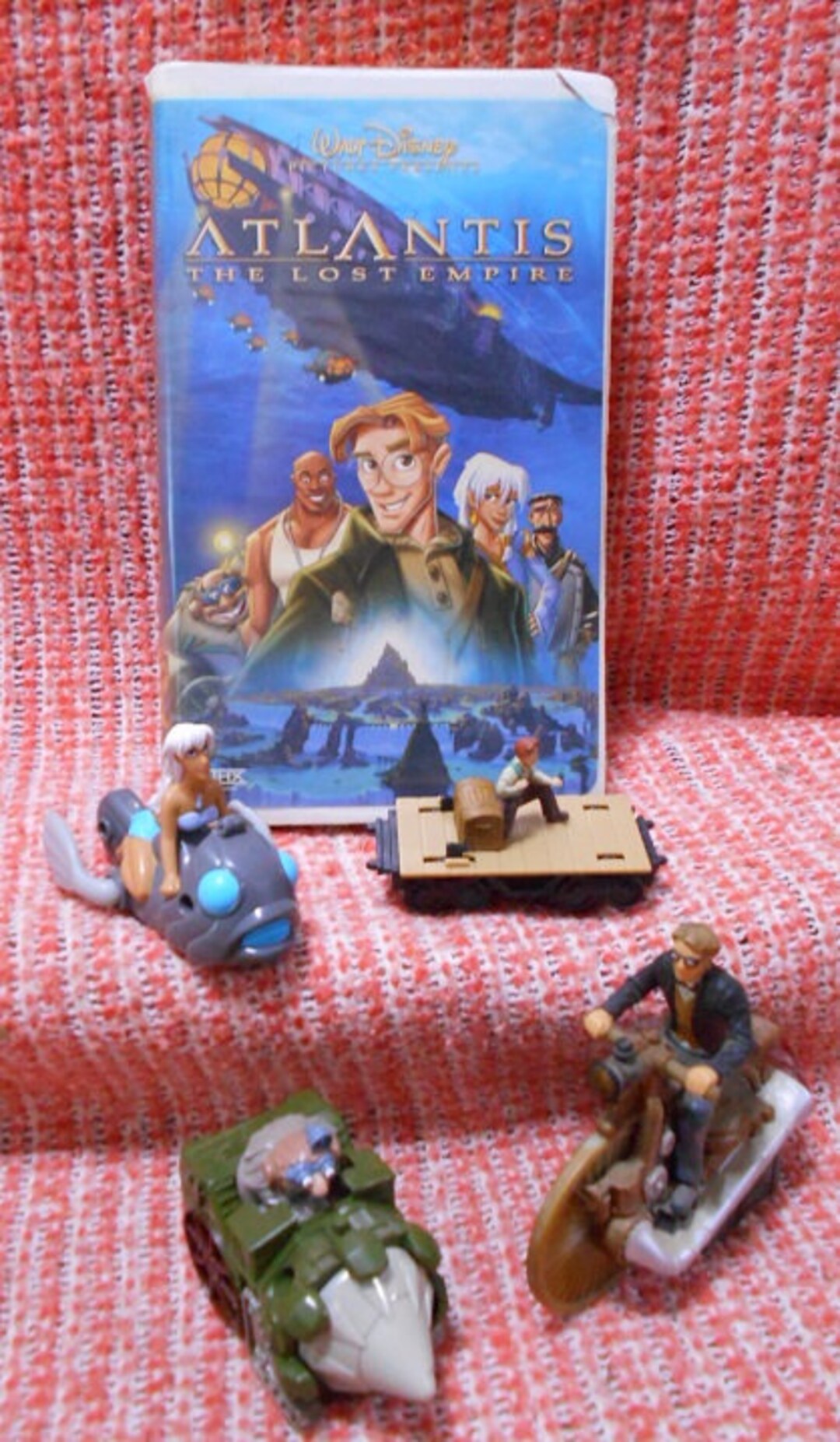 Lot: Atlantis Mc Donalds Happy Meal Toys PVC Figures + VHS Disney Movie ...