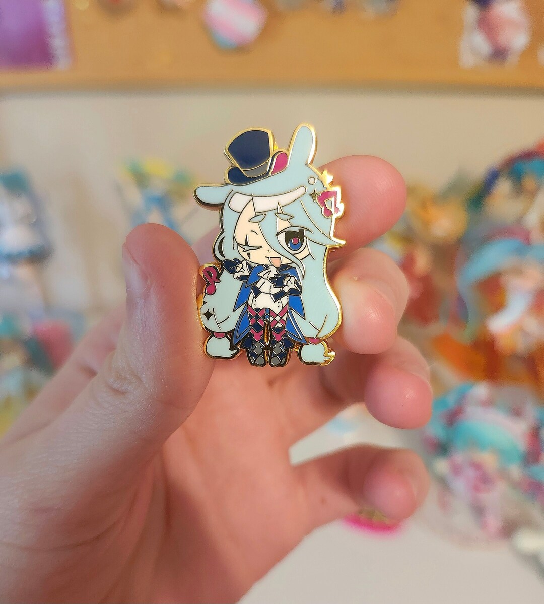 JRWI Queen Enamel Pin - Etsy