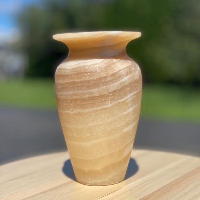 Alabaster vase - Etsy Polska