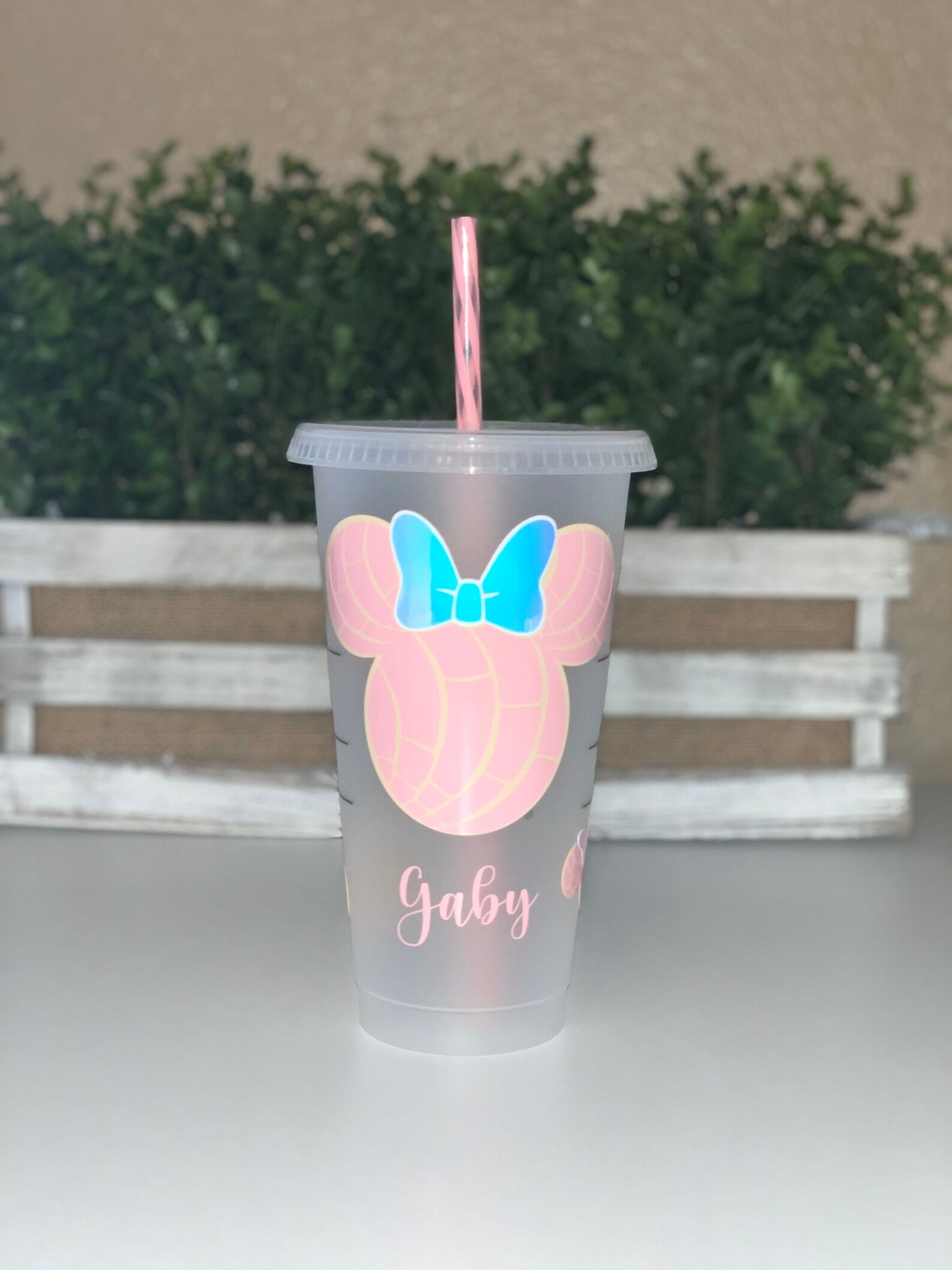 Minnie Mouse Concha Inspired Starbucks Reusable Cold Cup - Etsy