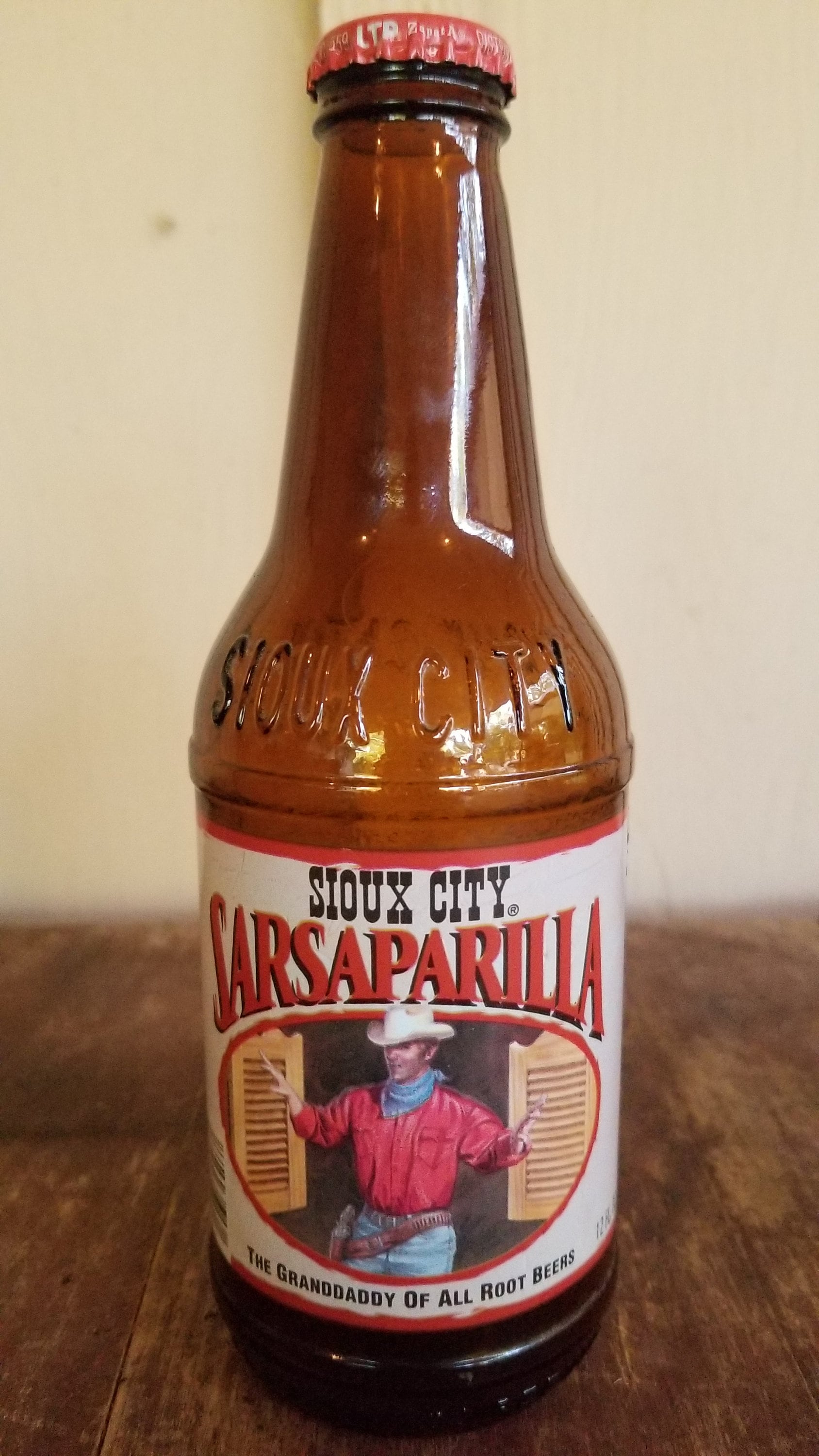 Vintage Deep Ambercolored Sioux City Sarsaparilla Bottle With Label and ...