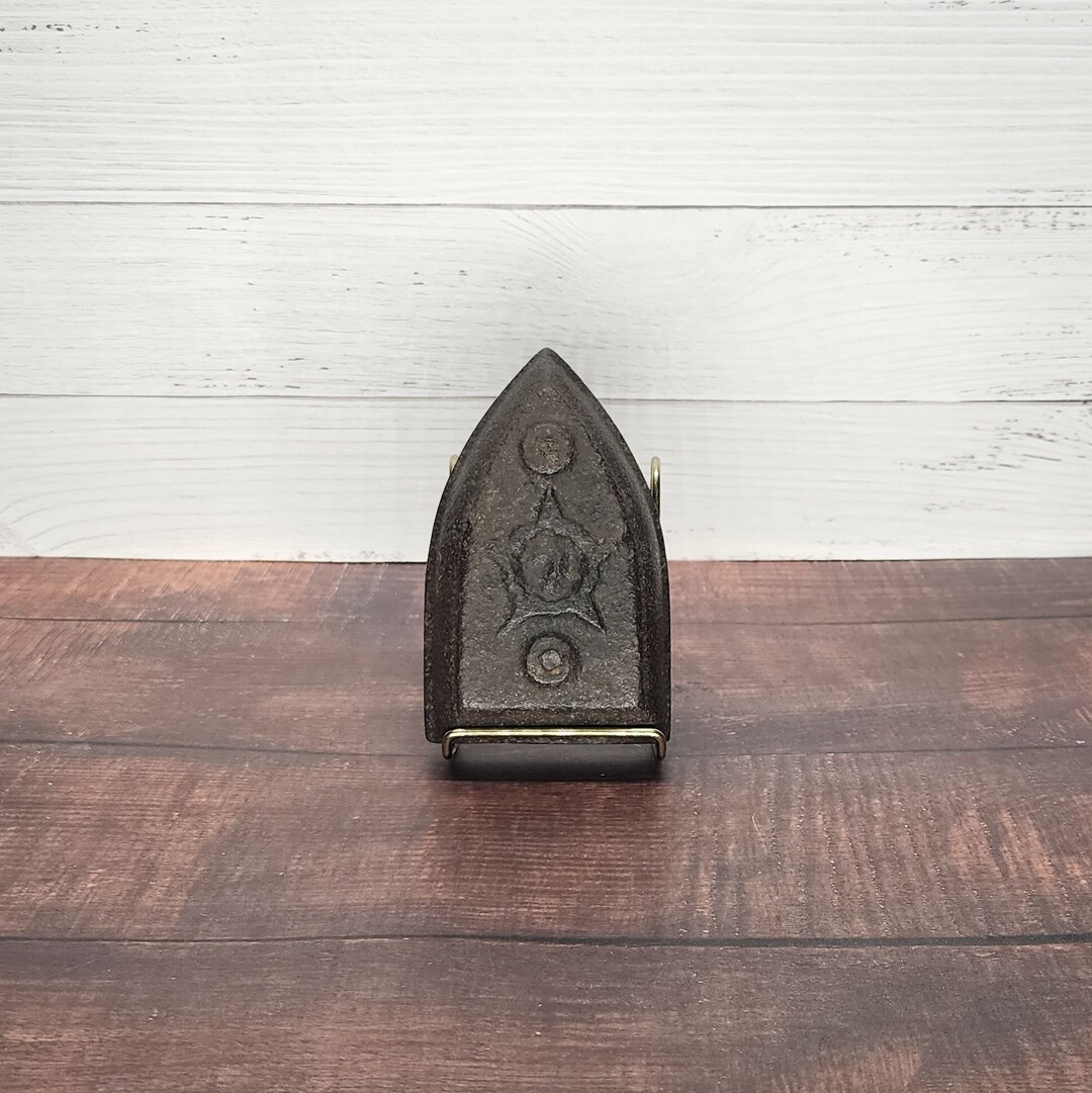 Primitive Geneva Illinois Sad Iron|country Living|iron Doorstop|rustic ...
