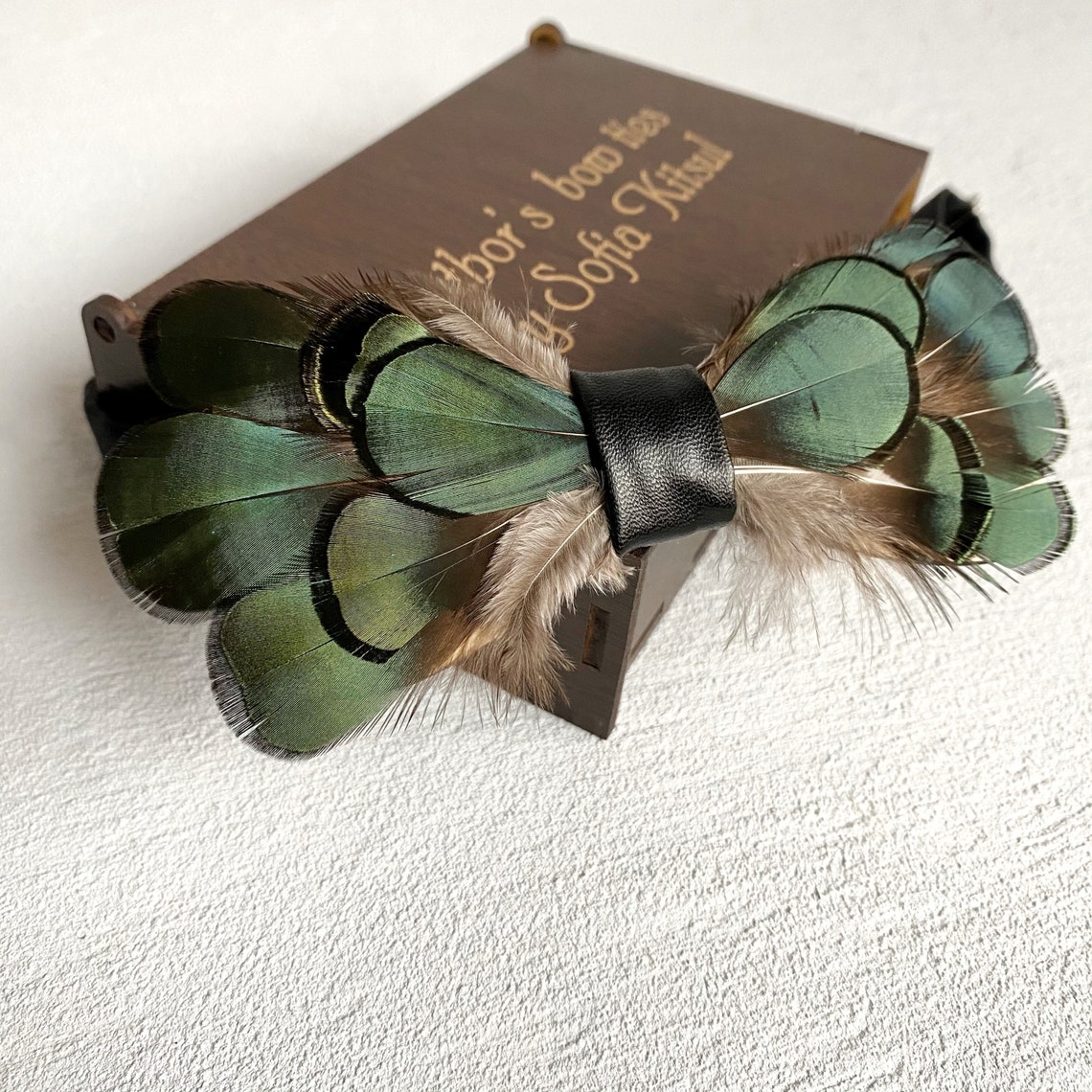 Feather bow ties for men Hunter green bow tie Wedding groom | Etsy
