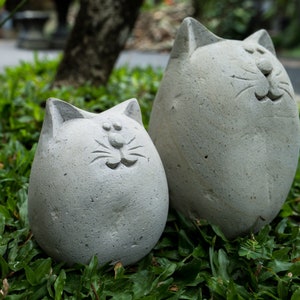Cat Stone Decoration 2 Different Sizes, Cat Figurine, Oof Meme Stone ...
