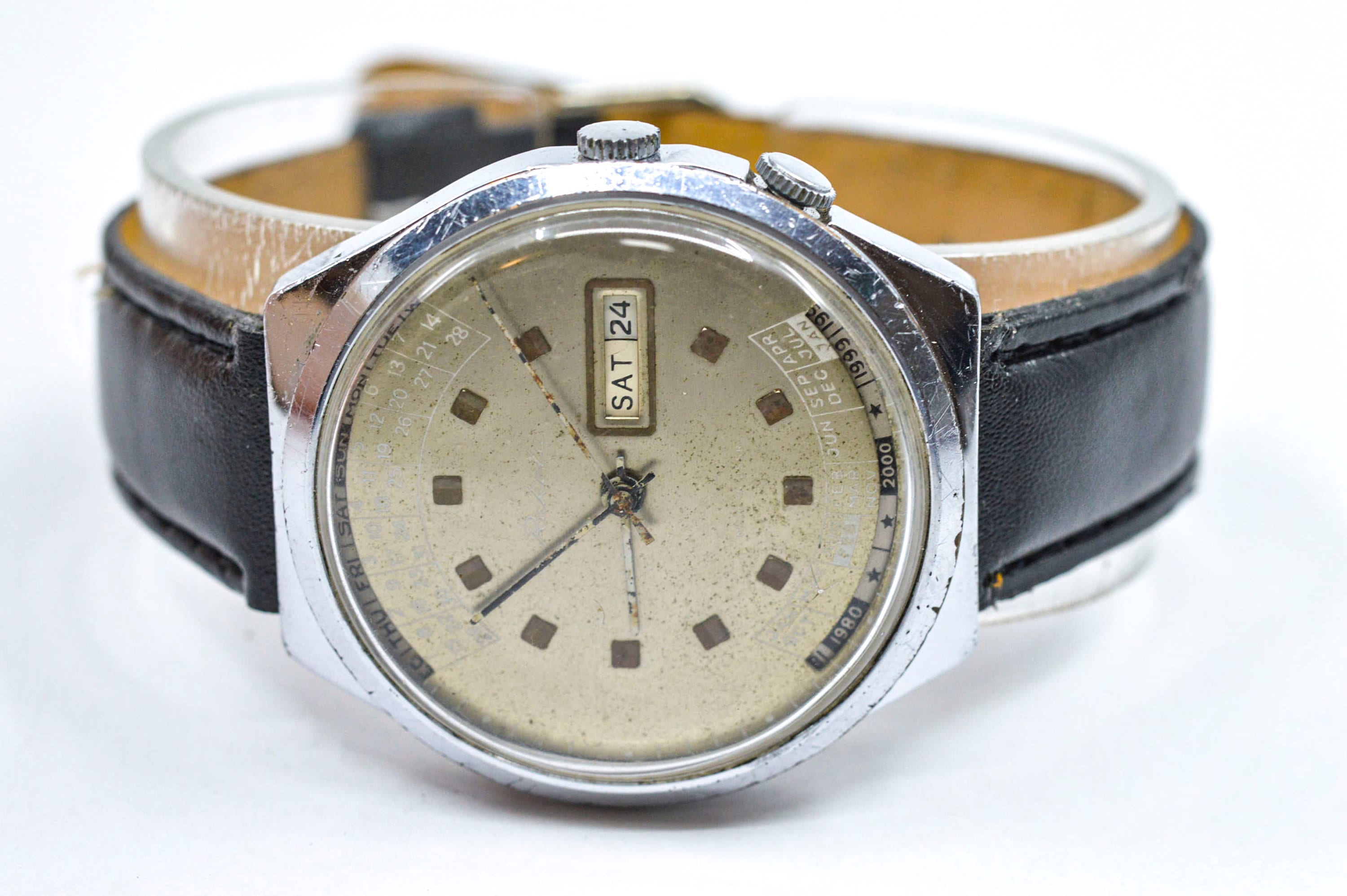 Raketa Steel Tone Silver Dial Perpetual Calendar USSR - Etsy