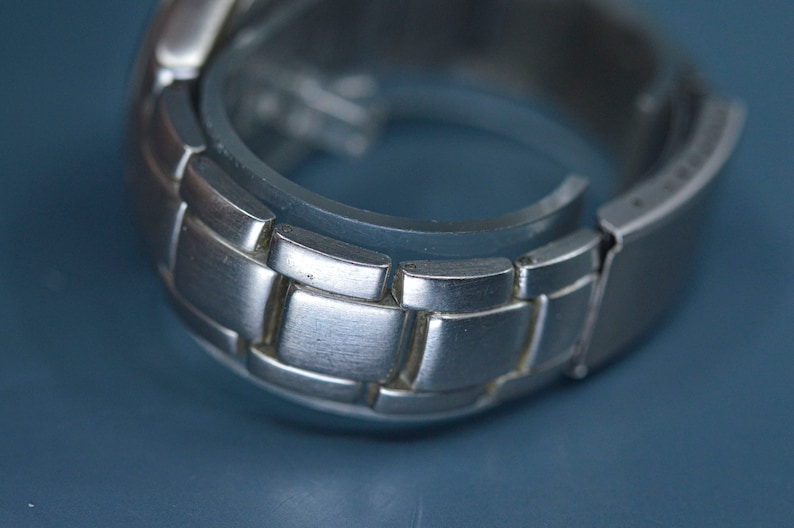 Ravinia , Steel Tone With Black Dial, Quartz Wrist Watch - Etsy