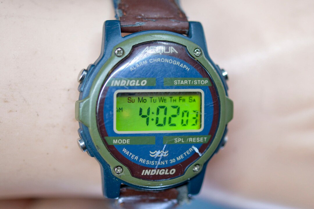 Acqua , Digital, Vintage Wrist Watch - Etsy