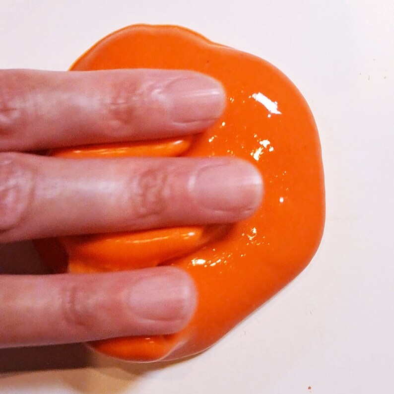 Miniature Size-color Change Putty-orange | Fun & Function Putty Magic ...