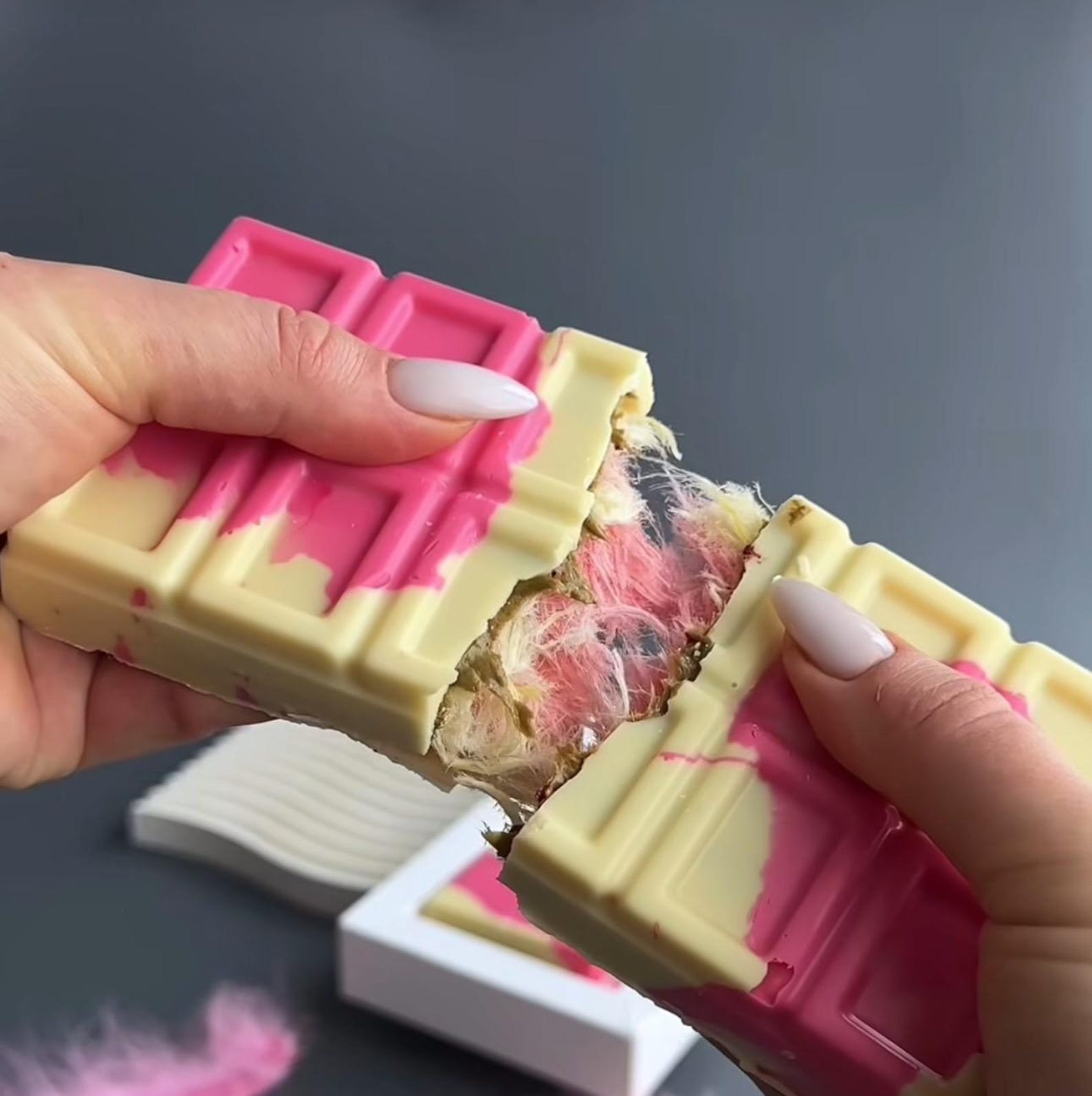Viral Angel Hair Chocolate Bar | Turkish Cotton Candy Chocolate | Dubai ...