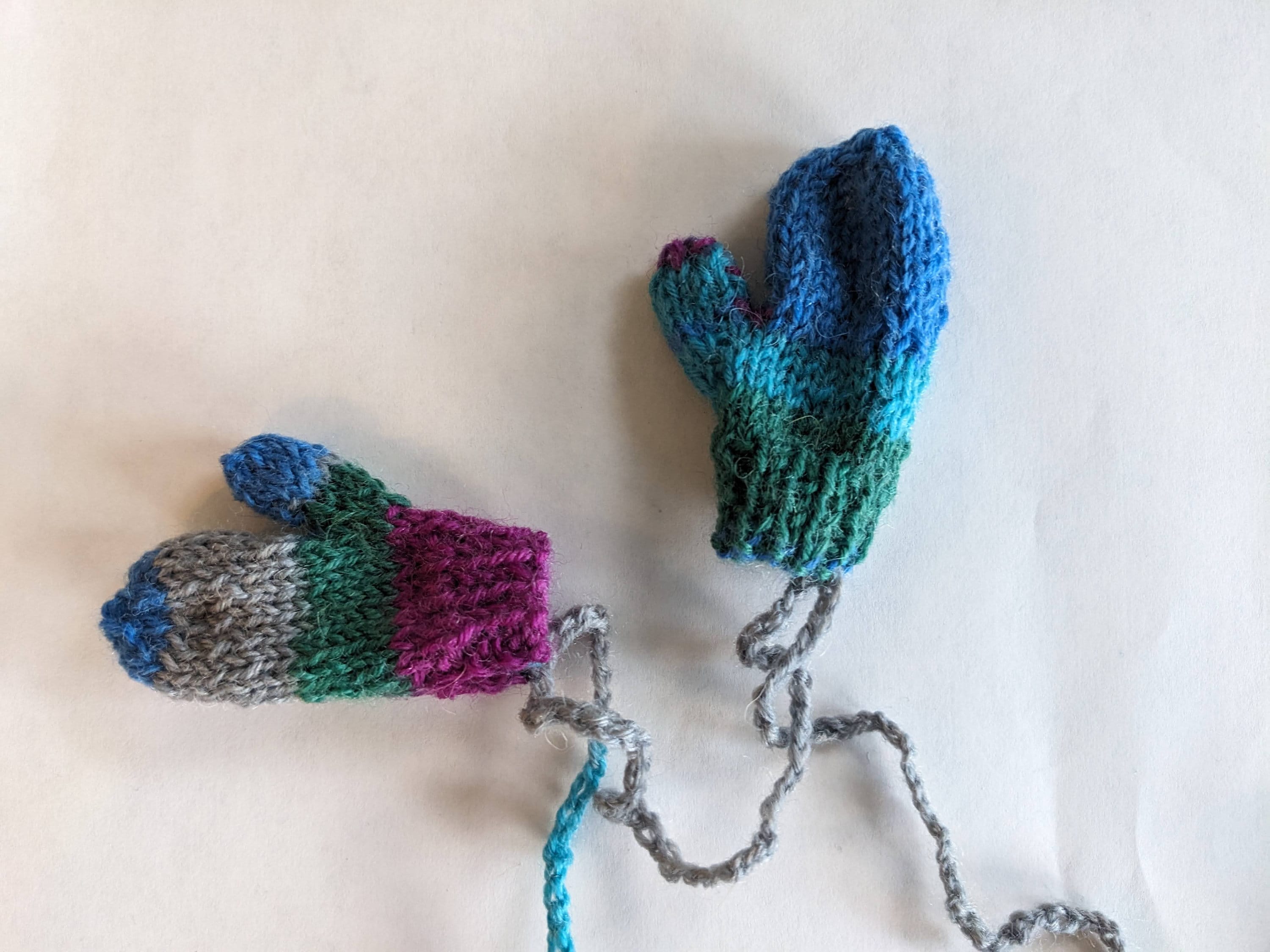 Northern Lights Mitten Garland - Etsy