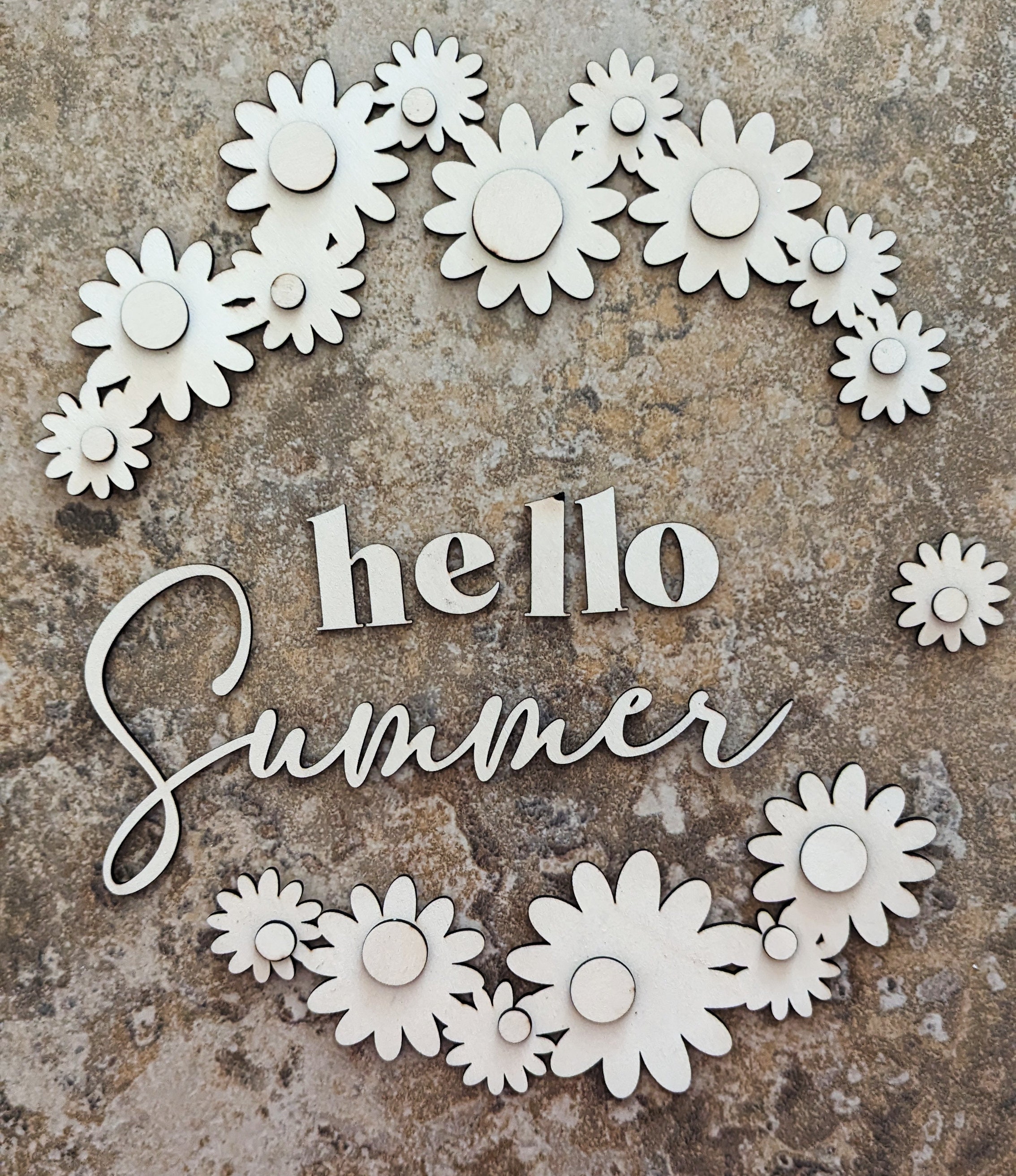 Wood Wording and Flower Cut Outs to Make a Hello Summer Wood Round Sign ...