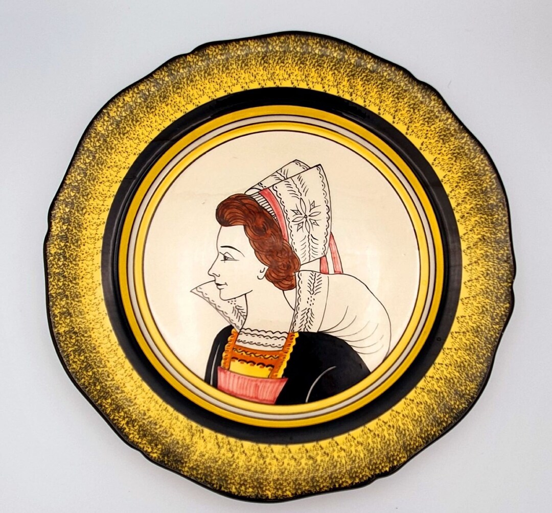 Plate HENRIOT QUIMPER Bust of Bretonne 25cm XX Earthenware frenchstyle ...