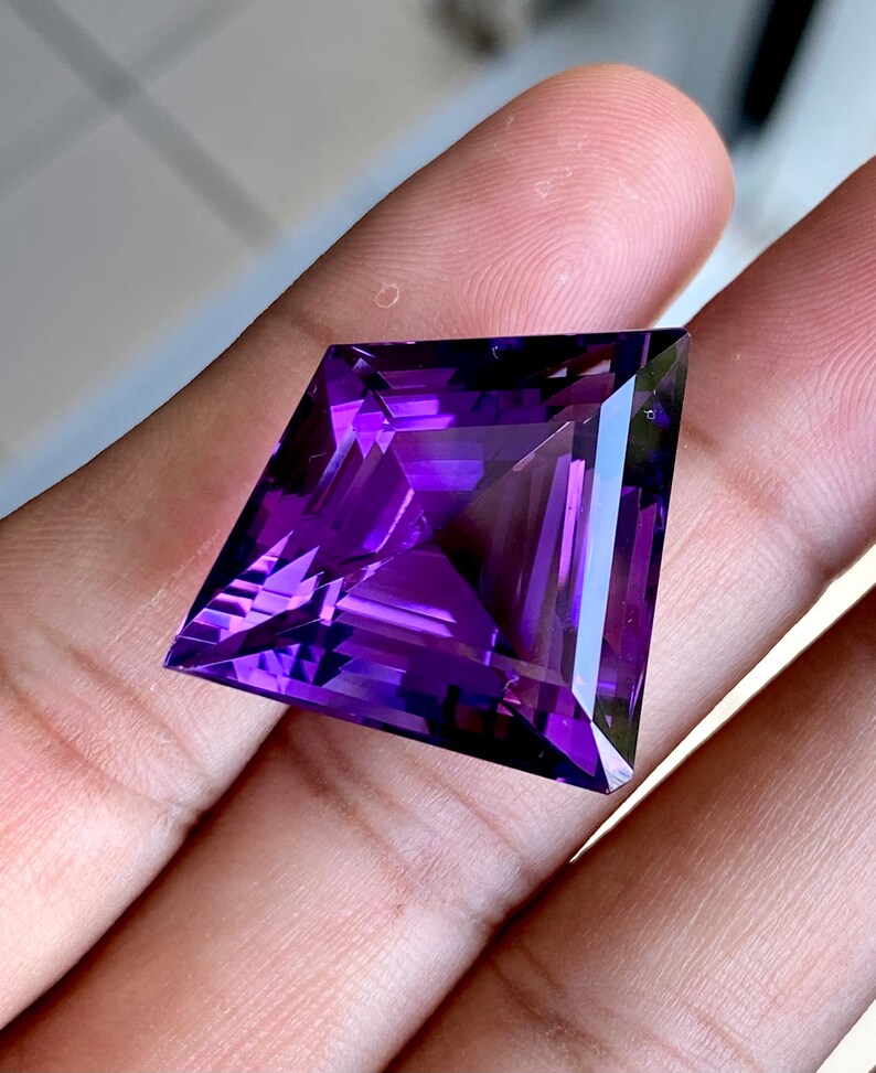 44.42CTS Gem Quality Amethyst, Deep Purple , Fancy Kite Mix Cut ...