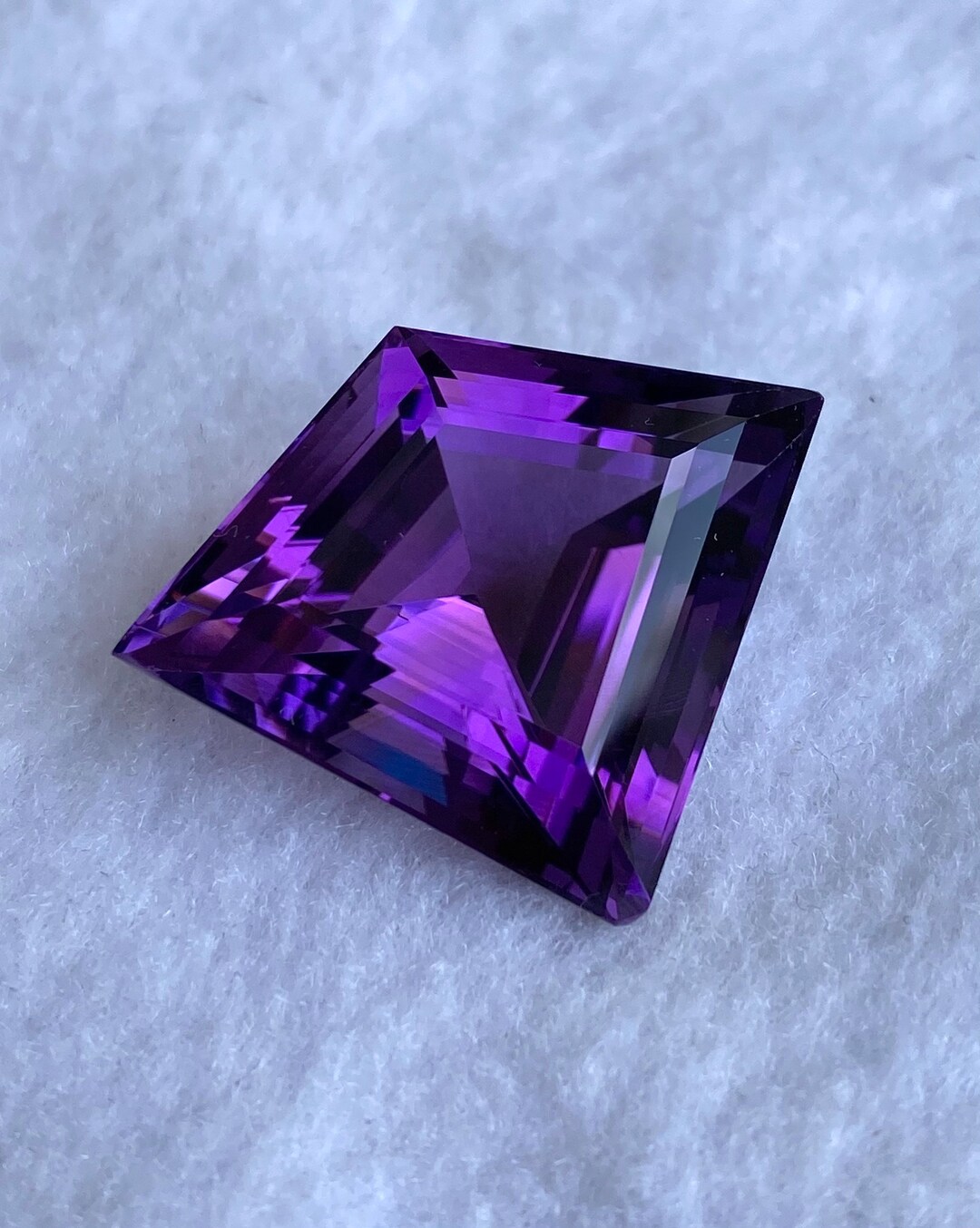 44.42CTS Gem Quality Amethyst, Deep Purple , Fancy Kite Mix Cut ...