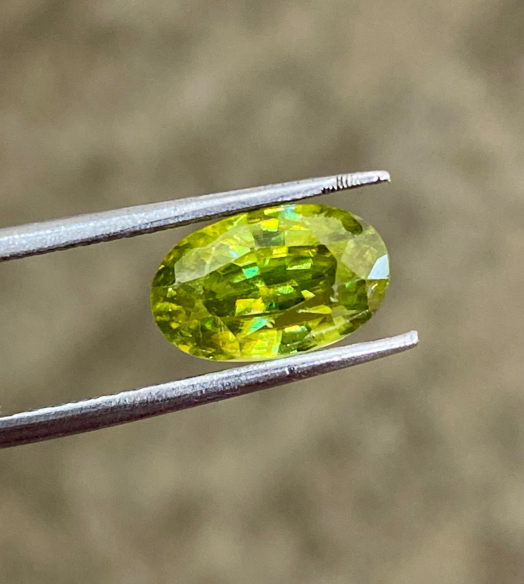 Natural 4.35CT Chrome Sphene, Oval Cut Large Green Sphene (titanite ...