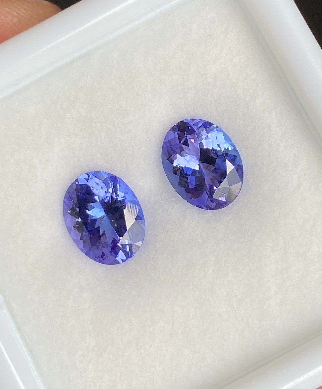 3.46CT Tanzanite Pair, Violet Blue Color, IF Clarity, Oval Cut ...