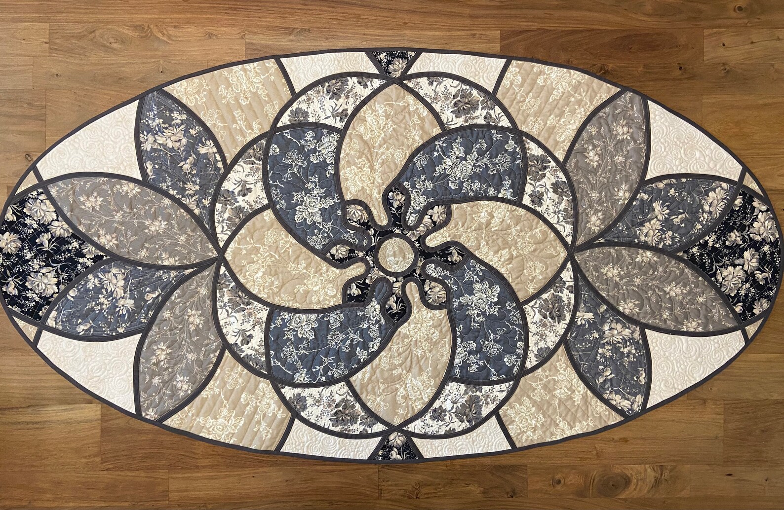 Sanny Table Topper Pattern - Stained Glass Technique - Etsy