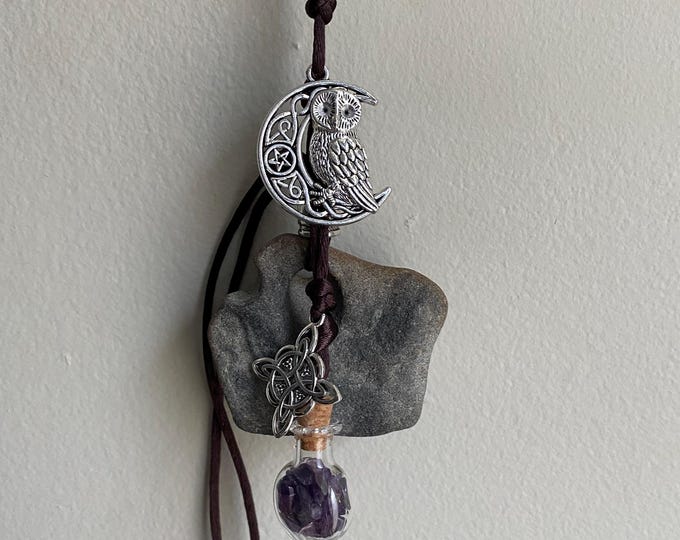 Hag Stone Owl Wall Hanging: Amethyst Vial Witch's Knot Protection ...