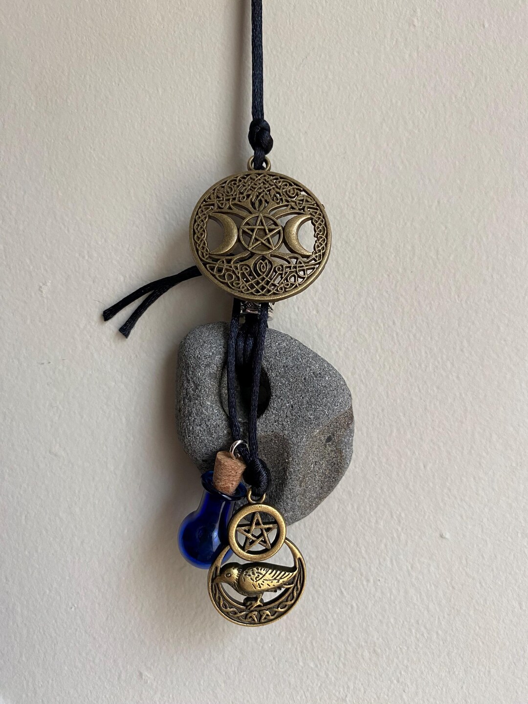 Hag Stone Tree of Life Raven Pentacle Wall Hanging Vial of Agate ...