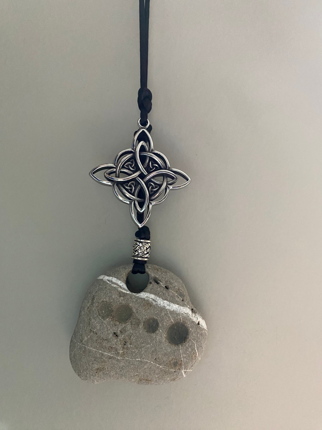 Viking Witch Knot Wall Hanging, Hag Stone Wall Hanging, Odin Stone ...