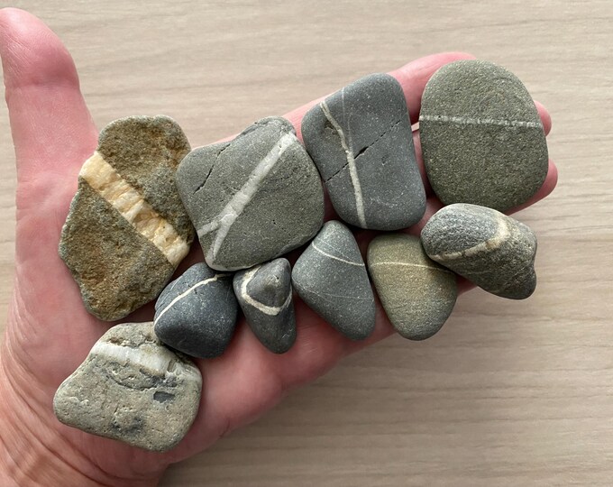 16 Lucky Wish Stones - Hurricane Erin Revere Beach Finds - (3 Lb. 5.3 ...