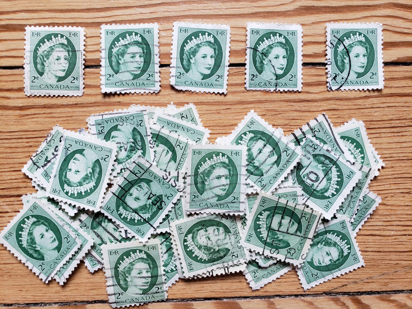 Green Queen Elizabeth Canadian Postage Stamps Pack of 50 - Etsy