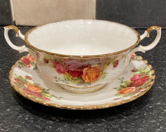 Beautiful Royal Albert Old Country Roses Soup Coupes and 16cm Saucers ...