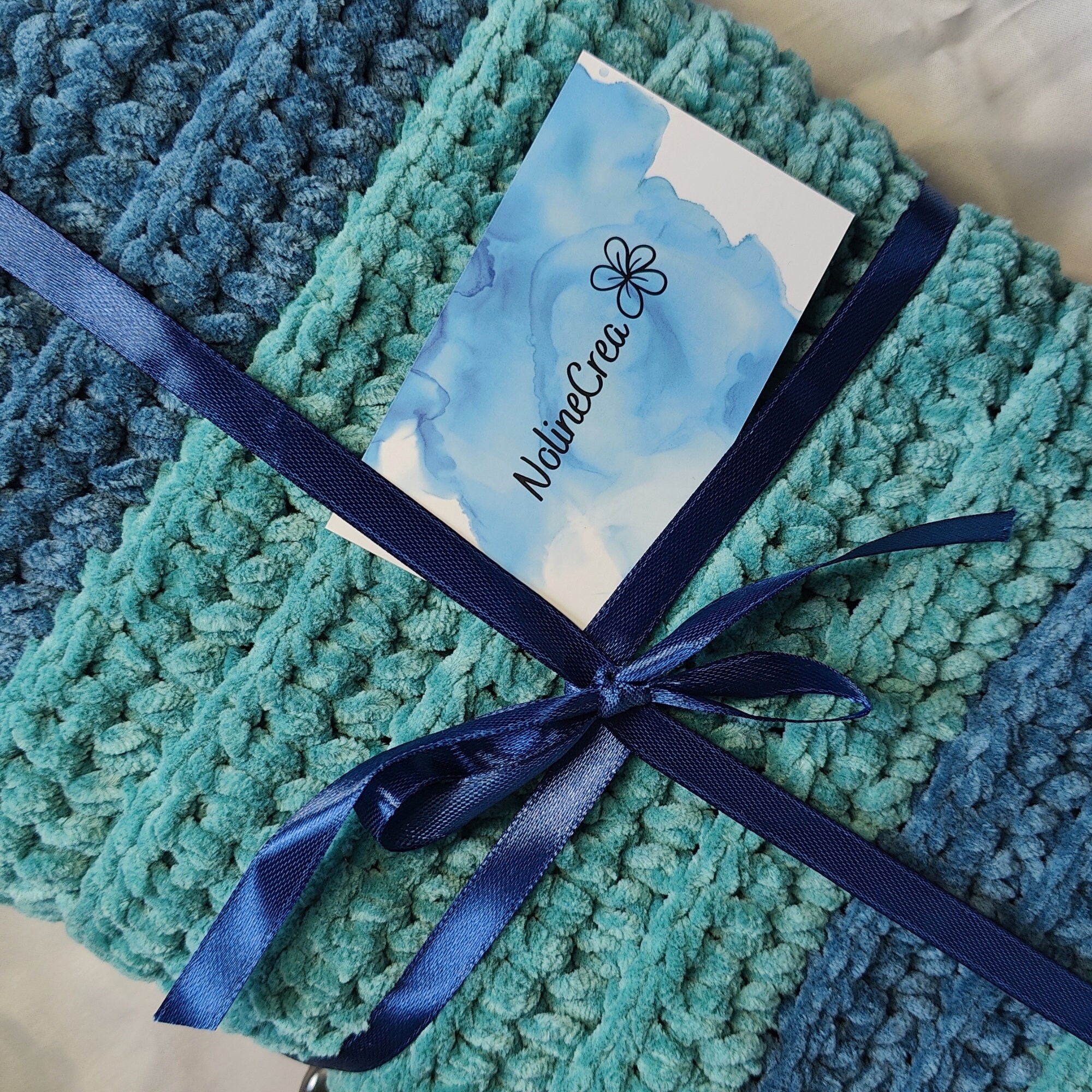 Crochet Baby Blanket, Two-tone Baby Blanket, Chenille Yarn Baby Blanket ...