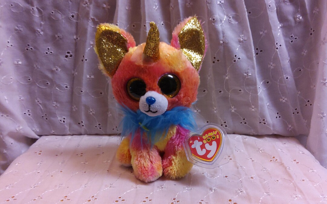 TY Beanie Boos "yips" the Chihuahua Dog With a Horn. New, Never Played ...