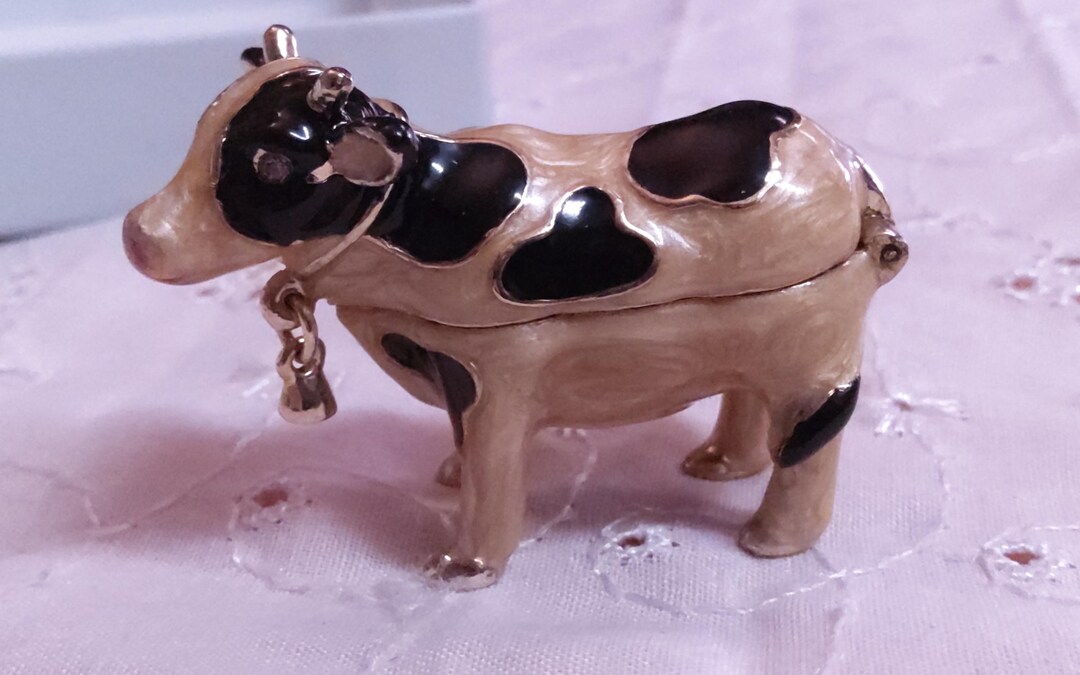 MONET "cow" Magnetic Trinket Box With Attached, Hinged Lid, Comes in ...