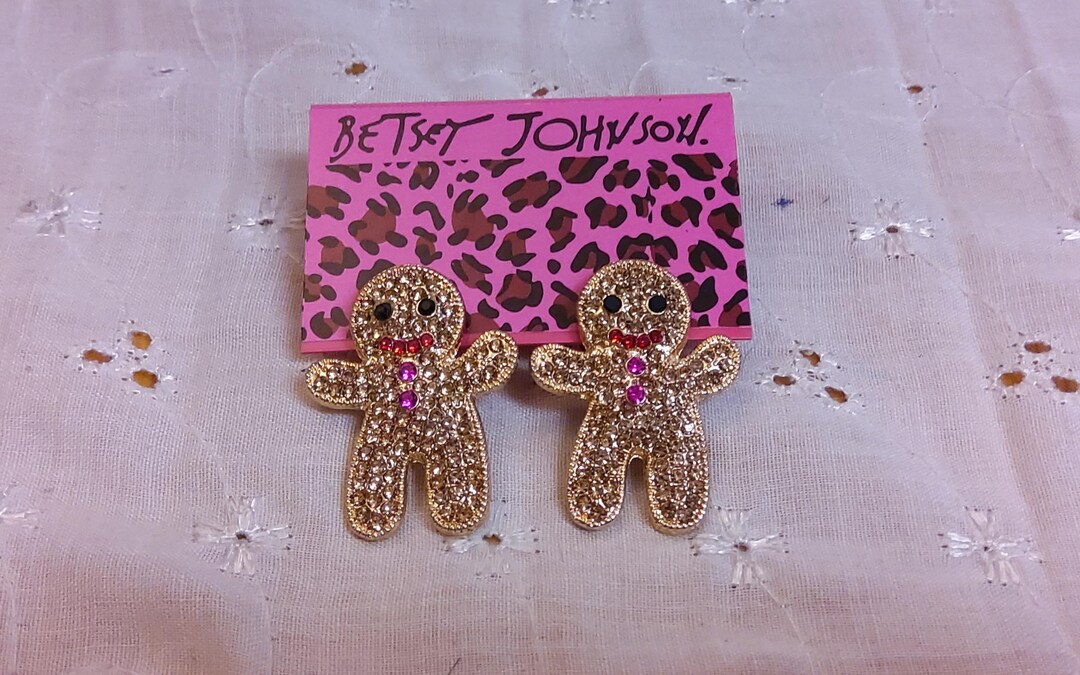 BETSEY JOHNSON Bedazzled Gingerbread Men Pierced Earrings. NEW, in ...