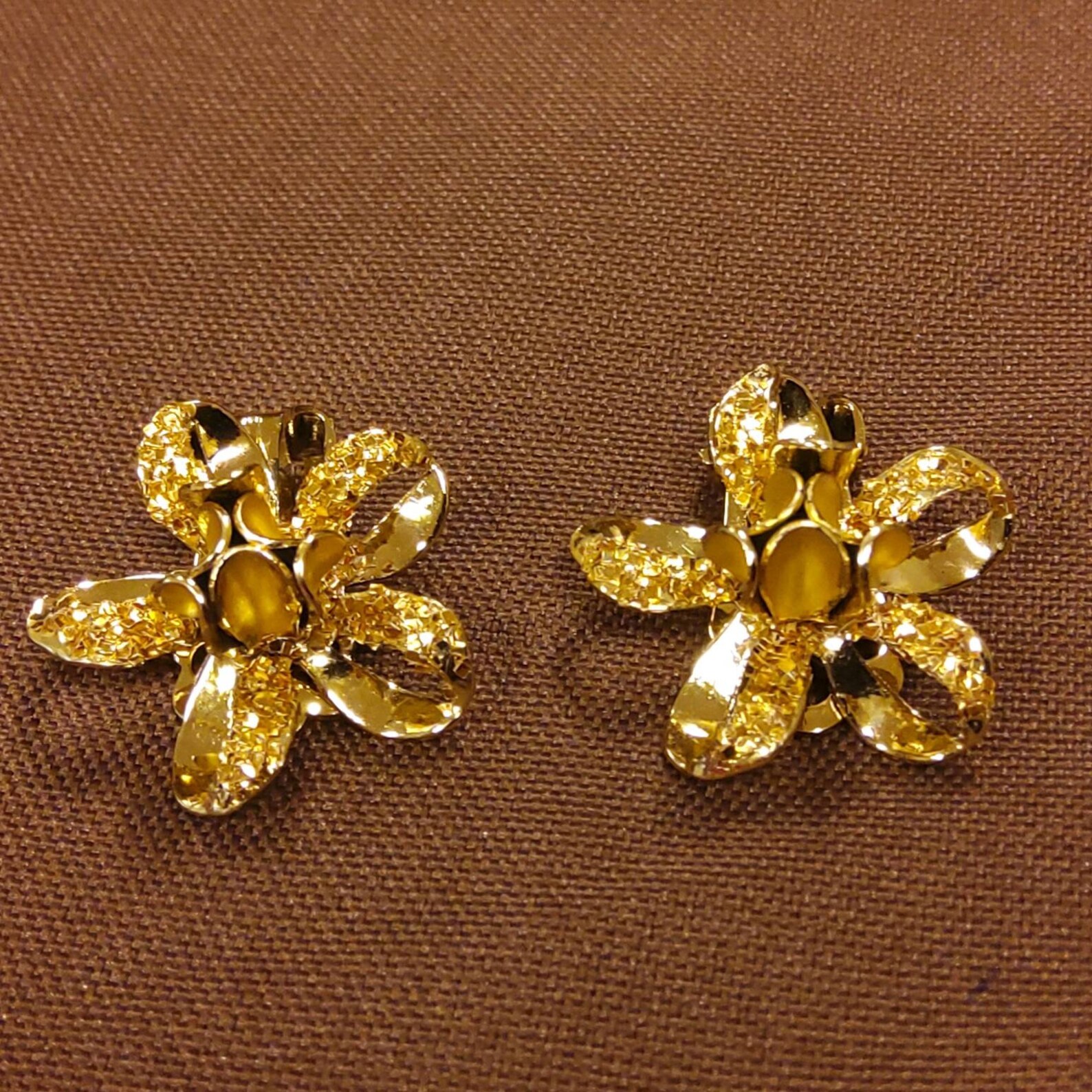 CORA Vintage Goldtone Floral Clipped Earrings. Maker's | Etsy