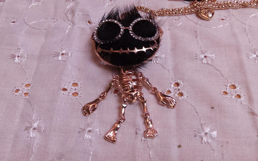 BETSEY JOHNSON Bedazzled "furry Black Head With Glasses and Articulated ...