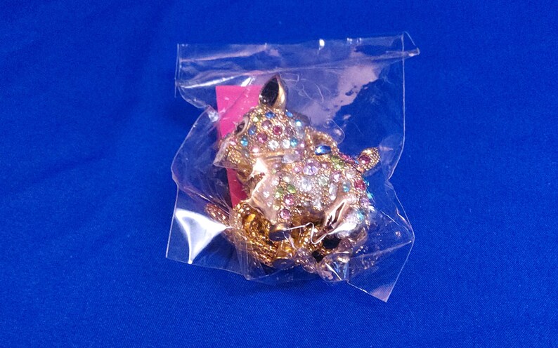 BETSEY JOHNSON Bedazzled Mouse With Life Preserver Pendant on a ...