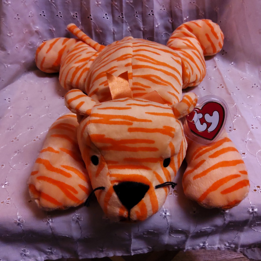 TY Pillow Pals "purr" the Orange Tiger. New, Never Played With. Stored ...