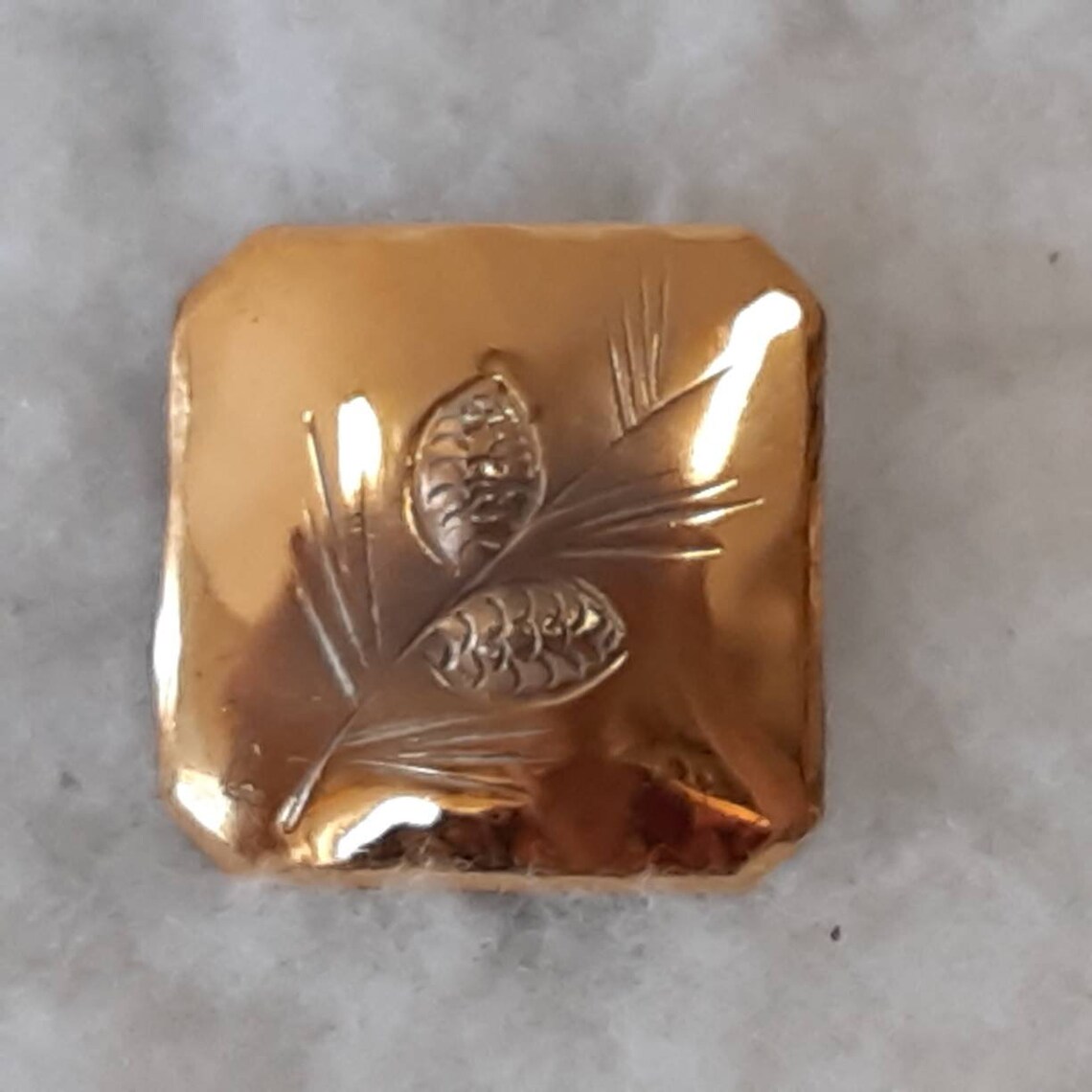 Stuart Nye Goldtone Pinecone Brooch. Maker's Mark Found on - Etsy