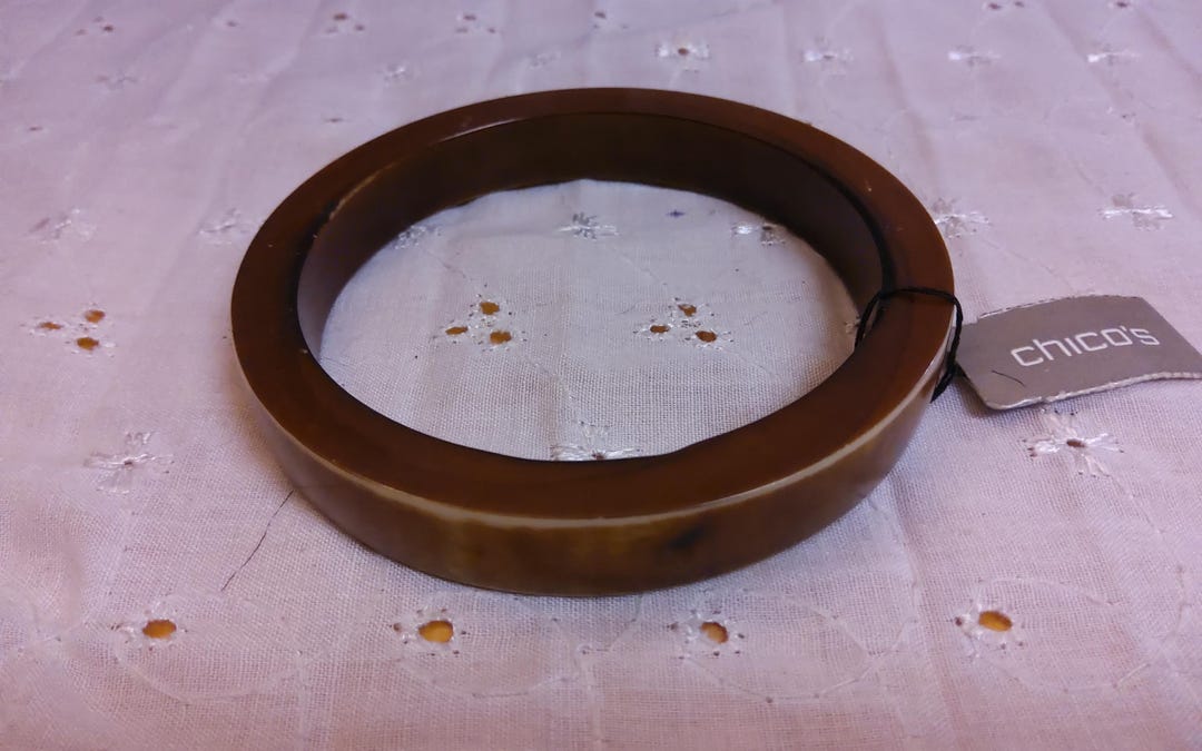 CHICO'S Vintage Woodlook Bakelite Bangle Bracelet. NEW, Never Worn With ...