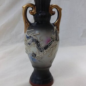 DRAGONWARE VASE - Black Design With Double Gold Handles From GNCO Japan ...
