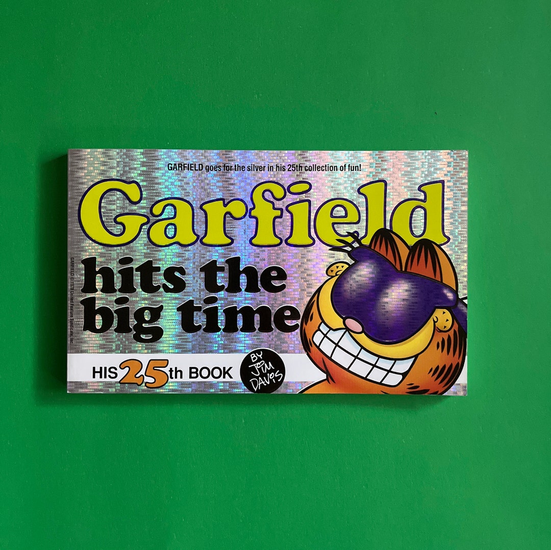 Garfield Comic Book Garfield Hits the Big Time His 25th Book in Very ...