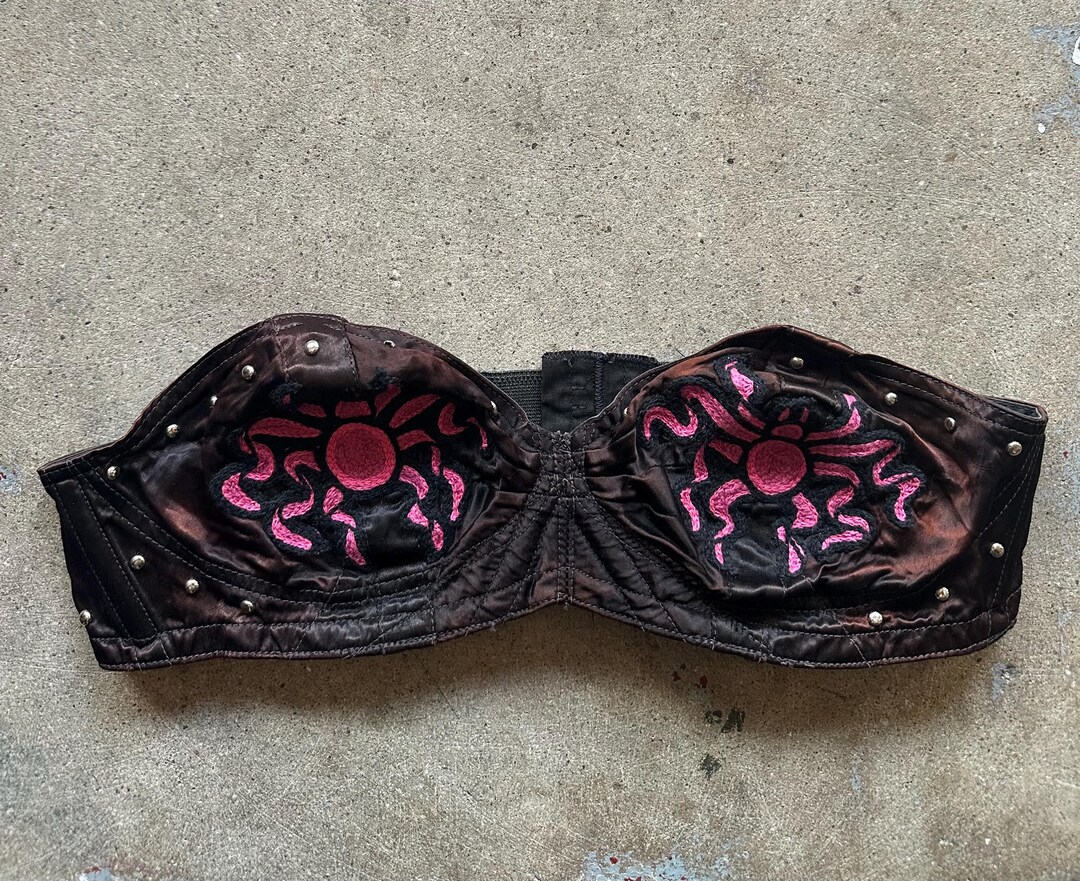 De Mild Pink Spider Studded Bra - Etsy