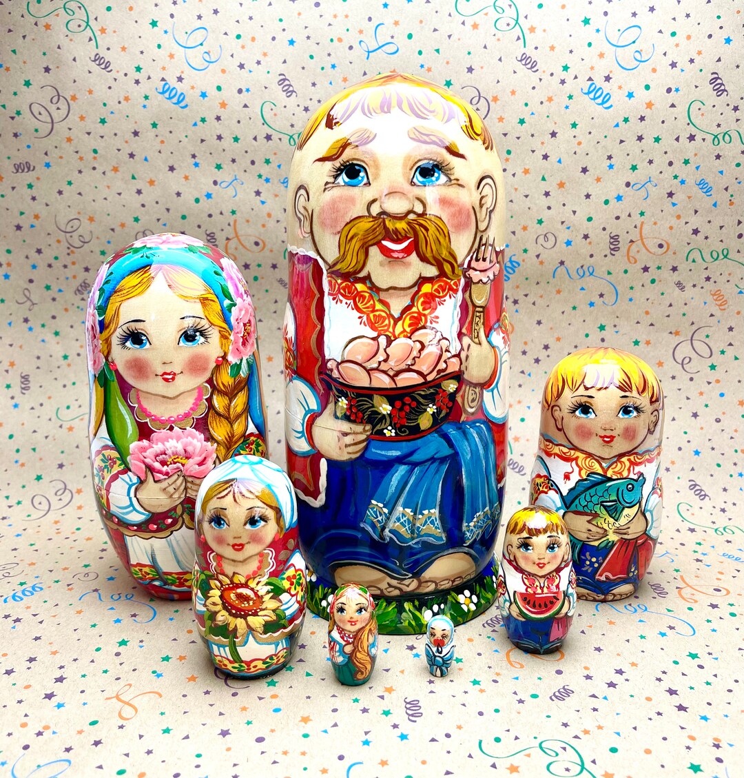 Ukrainian Happy Family Big Nesting Doll 7 Pcs 9” Hand Painted Wooden ...