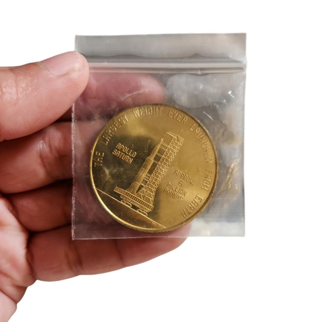 Apollo Saturn Gold Commemorative Coin Kennedy Space Center Florida - Etsy