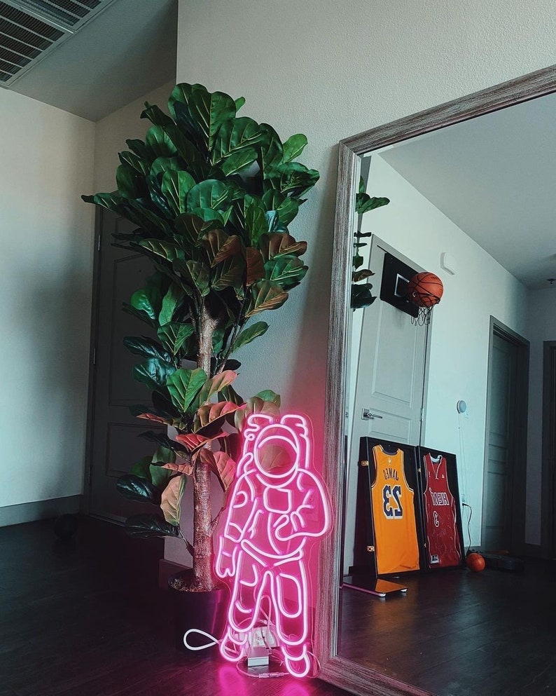 Astronaut Neon Sign, Custom Neon Sign, Space Wall Decor, Bedroom Neon ...