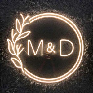Personalized Monogram Neon Light With Couple's Initials – Elegant ...