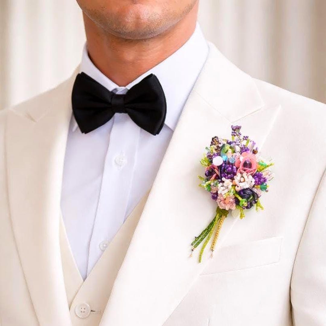 Lavender Wedding Boutonniere Groom Floral Lapel Pin Groomsmen ...