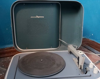Soviet Record Player - Etsy