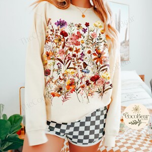 Autumn Pressed Flowers Sweatshirt Comfort Colors Boho Cottagecore ...