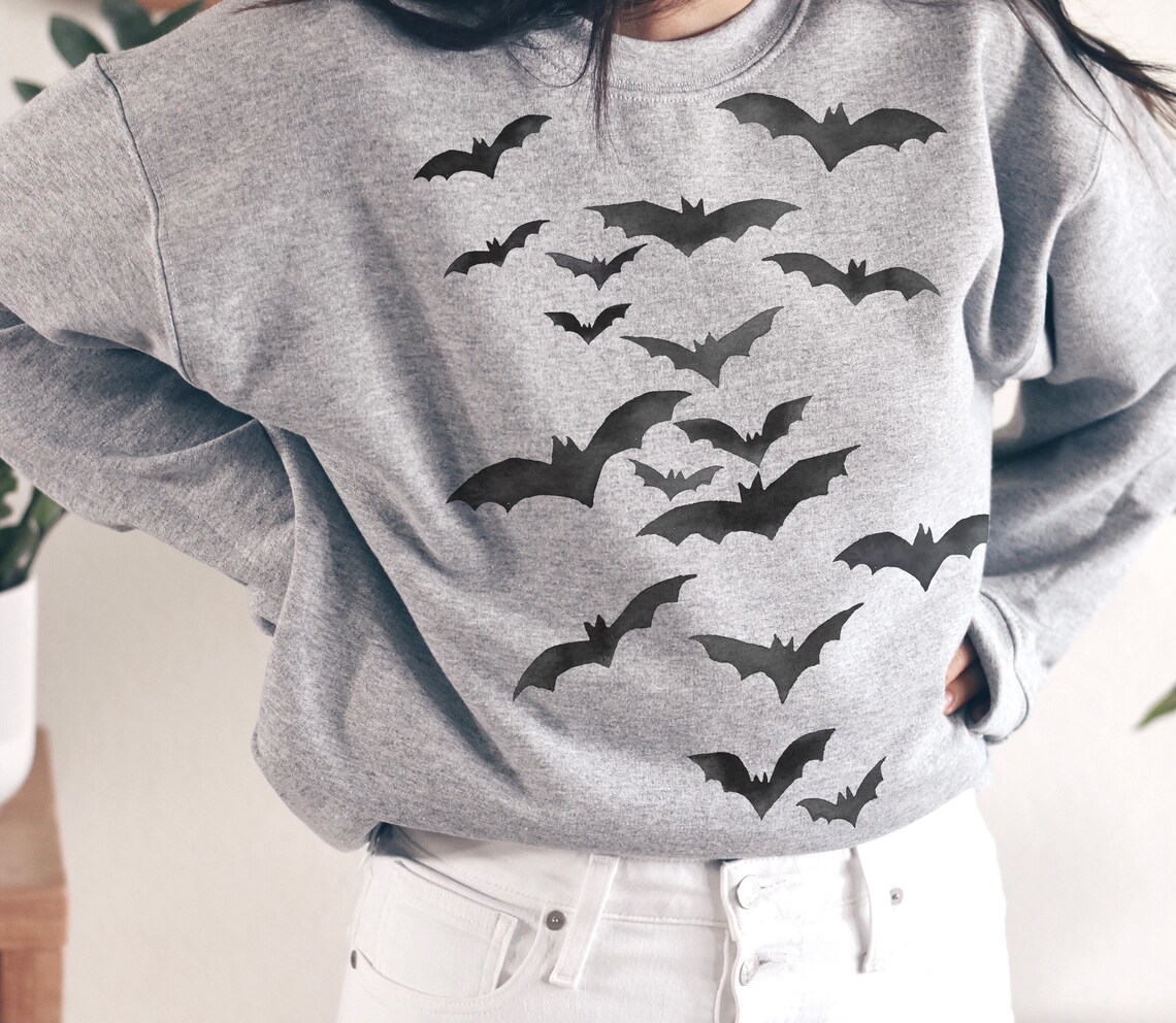 Vintage Bats Sweatshirt Halloween Bats Bats Halloween - Etsy