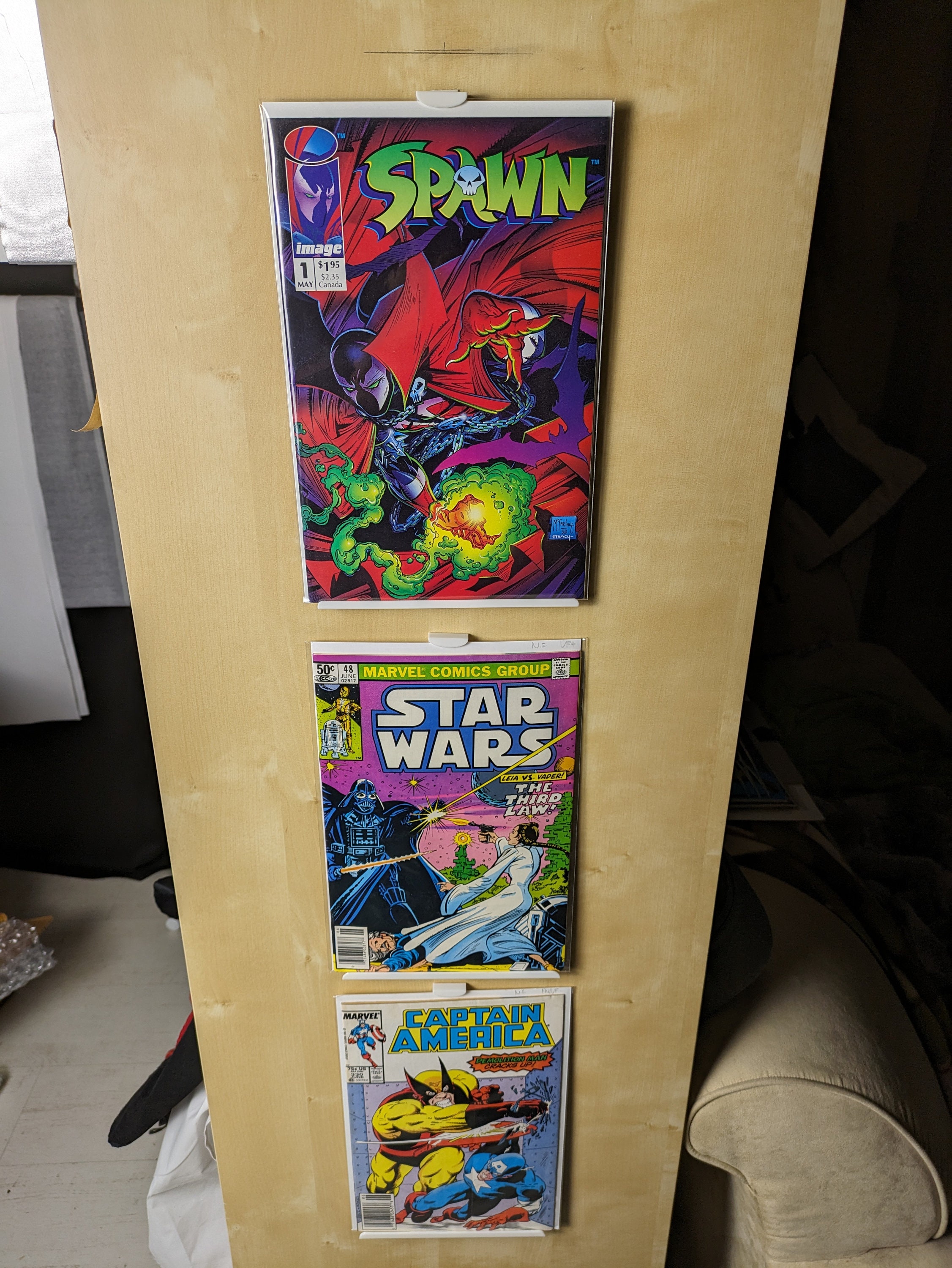 Comic Book Wall Mount Display for Boarded Comics Small Size - Etsy